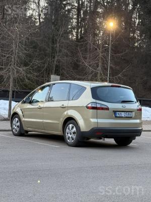 Dzeltens Ford S-Max 2006 Rīga, ar dzinēja tilpumu 2.00 L un nobraukumu 262 tūkst. km par 2495 €, foto 6 vietnē AUTOMOTO.COM.LV