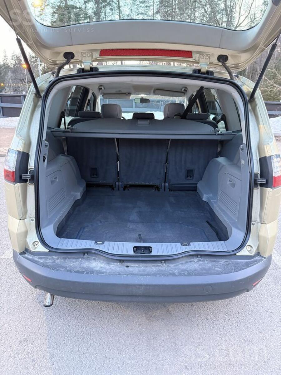 Dzeltens Ford S-Max 2006 Rīga, ar dzinēja tilpumu 2.00 L un nobraukumu 262 tūkst. km par 2495 €, foto 9 vietnē AUTOMOTO.COM.LV