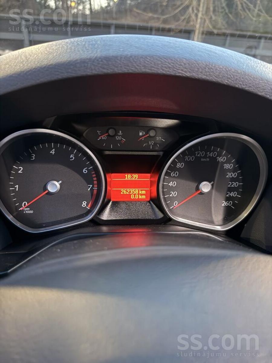 Dzeltens Ford S-Max 2006 Rīga, ar dzinēja tilpumu 2.00 L un nobraukumu 262 tūkst. km par 2495 €, foto 21 vietnē AUTOMOTO.COM.LV