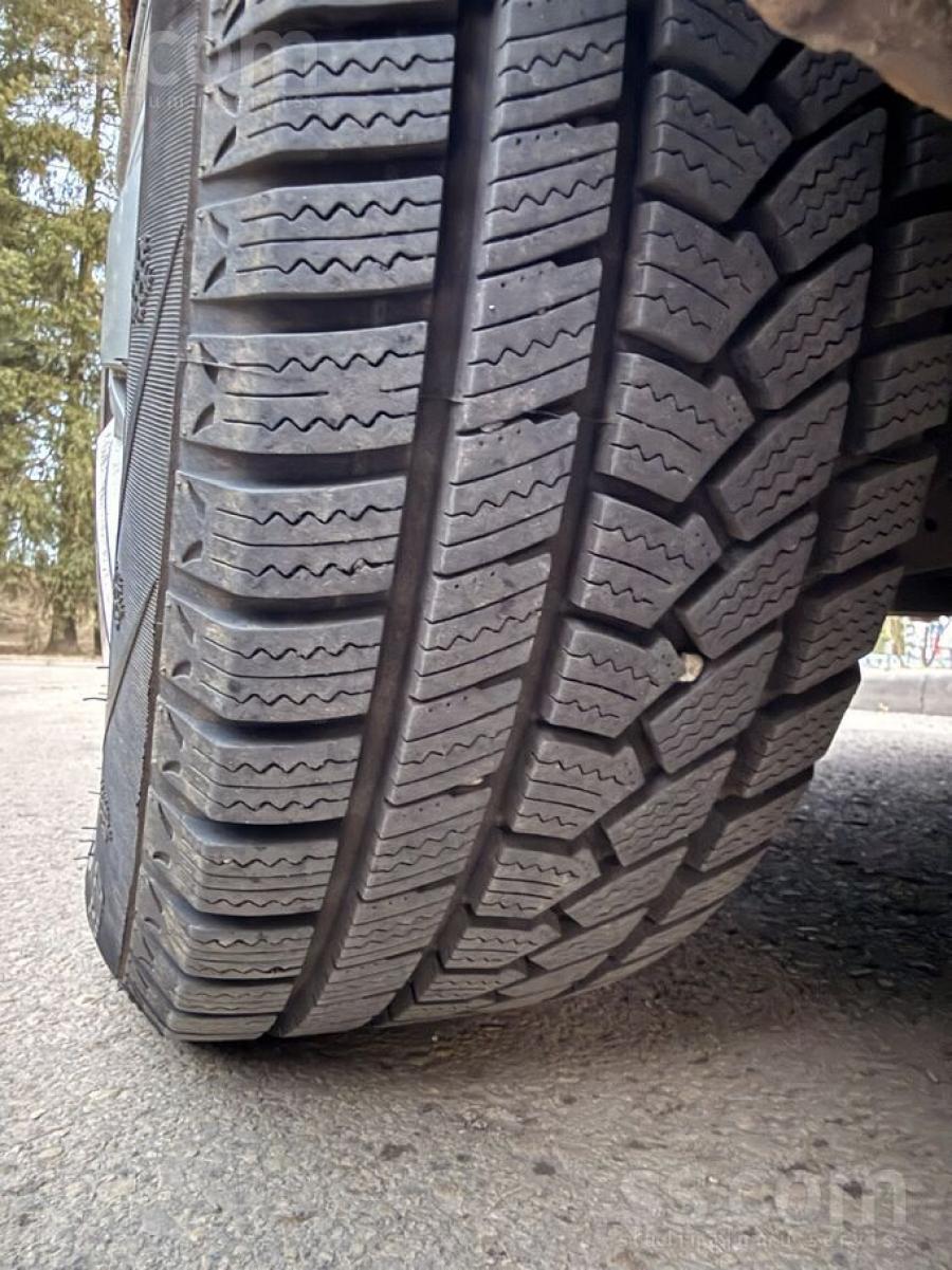 Dzeltens Ford S-Max 2006 Rīga, ar dzinēja tilpumu 2.00 L un nobraukumu 262 tūkst. km par 2495 €, foto 23 vietnē AUTOMOTO.COM.LV