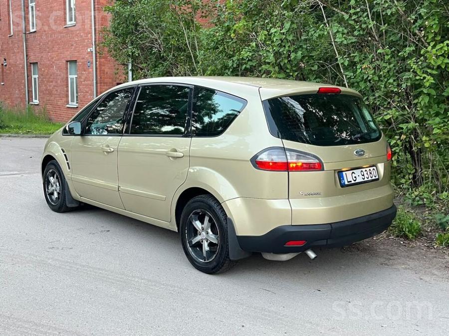 Yellow Ford S-Max 2007 in Riga, with an engine capacity of 2.00 L and mileage of 0 thousand km for 1799 €, photo 4 on AUTOMOTO.COM.LV