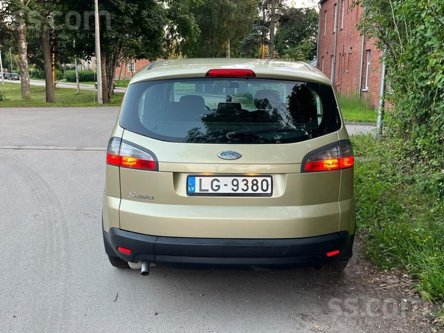 Yellow Ford S-Max 2007 in Riga, with an engine capacity of 2.00 L and mileage of 0 thousand km for 1799 €, photo 5 on AUTOMOTO.COM.LV