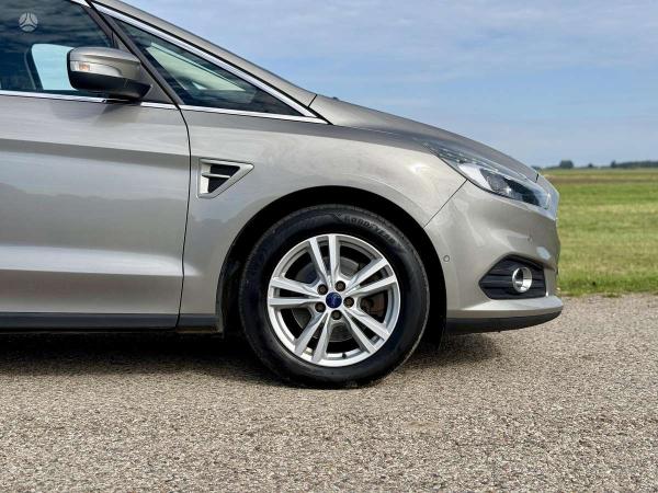 Форд С-Макс 2016 в Вилкавишкис на AUTOMOTO.COM.LV Желтый Форд С-Макс 2016 в Вилкавишкис, объемом двигателя 2.00 л и пробегом 263 тыс. км за 8900 €, фото 8 на AUTOMOTO.COM.LV