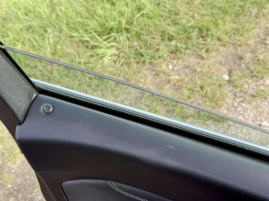 Dzeltens Ford S-Max 2016 Vilkaviškis, ar dzinēja tilpumu 2.00 L un nobraukumu 263 tūkst. km par 8900 €, foto 20 vietnē AUTOMOTO.COM.LV