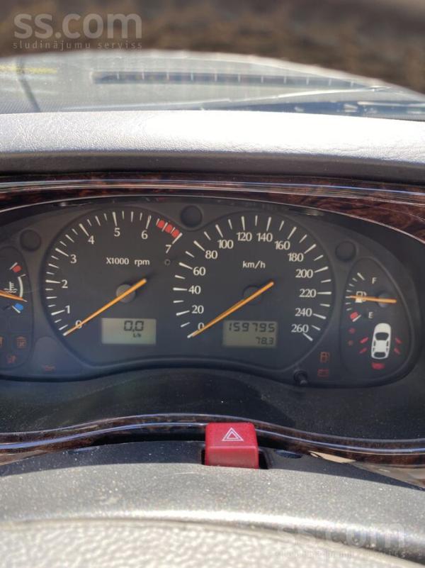 Black Ford Scorpio 1997 in Riga, with an engine capacity of 2.30 L and mileage of 160 thousand km for 6000 €, photo 5 on AUTOMOTO.COM.LV