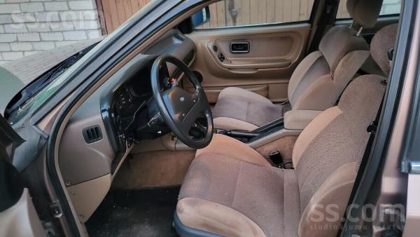 Brūns Ford Scorpio 1989 Rīga, ar dzinēja tilpumu 2.00 L un nobraukumu 277 tūkst. km par 3050 €, foto 7 vietnē AUTOMOTO.COM.LV