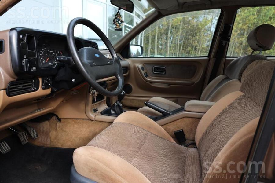 Brūns Ford Scorpio 1989 Rīga, ar dzinēja tilpumu 2.00 L un nobraukumu 277 tūkst. km par 2495 €, foto 12 vietnē AUTOMOTO.COM.LV