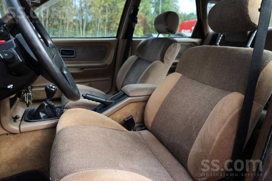 Brūns Ford Scorpio 1989 Rīga, ar dzinēja tilpumu 2.00 L un nobraukumu 277 tūkst. km par 2495 €, foto 13 vietnē AUTOMOTO.COM.LV