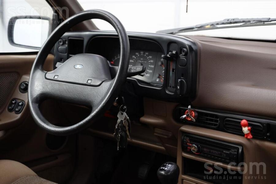 Brūns Ford Scorpio 1989 Rīga, ar dzinēja tilpumu 2.00 L un nobraukumu 277 tūkst. km par 2495 €, foto 16 vietnē AUTOMOTO.COM.LV