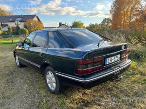 Green Ford Scorpio 1992 in Riga, with an engine capacity of 2.00 L and mileage of 265 thousand km for 2999 €, photo 6 on AUTOMOTO.COM.LV