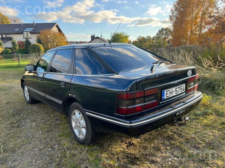 Green Ford Scorpio 1992 in Riga, with an engine capacity of 2.00 L and mileage of 265 thousand km for 2999 €, photo 6 on AUTOMOTO.COM.LV