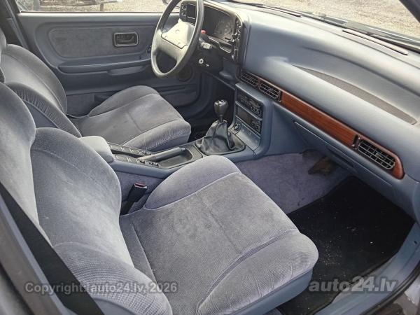 Grey Ford Scorpio 1989 in Tallinn, with an engine capacity of 2.90 L and mileage of 98 thousand km for 6500 €, photo 8 on AUTOMOTO.COM.LV