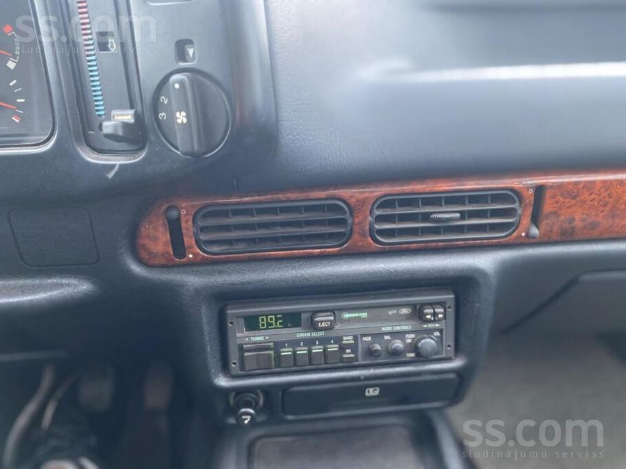 Ford Scorpio 1991 Rīga, ar dzinēja tilpumu 2.00 L un nobraukumu 150 tūkst. km par 3500 €, foto 9 vietnē AUTOMOTO.COM.LV