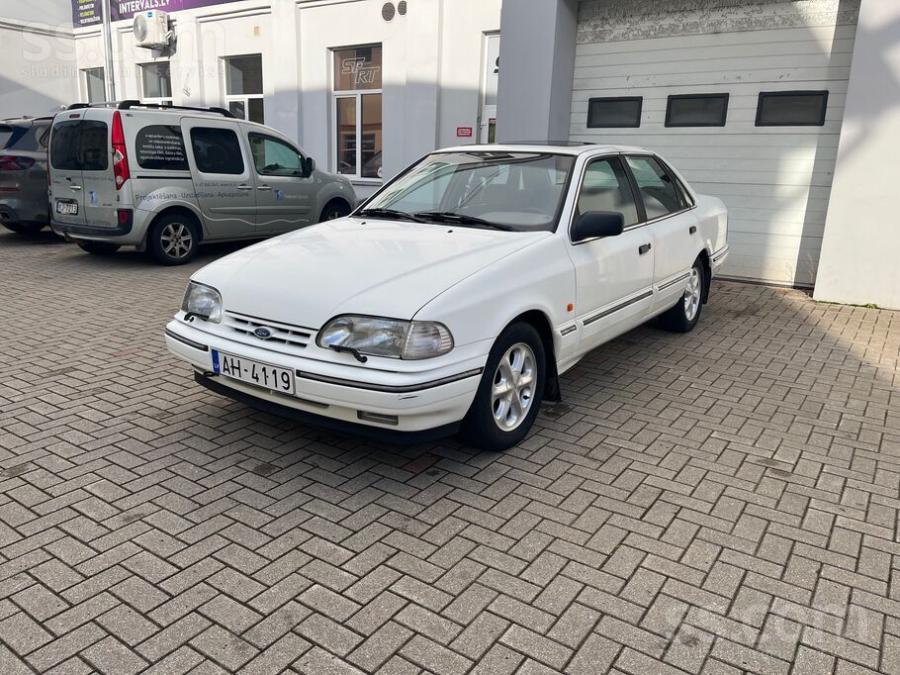Balts Ford Scorpio 1993 Rīga, ar dzinēja tilpumu 2.00 L un nobraukumu 231 tūkst. km par 2400 €, foto 3 vietnē AUTOMOTO.COM.LV