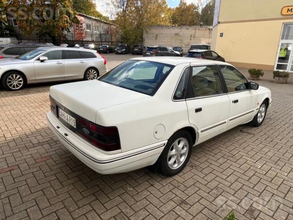 White Ford Scorpio 1993 in Riga, with an engine capacity of 2.00 L and mileage of 231 thousand km for 2400 €, photo 3 on AUTOMOTO.COM.LV