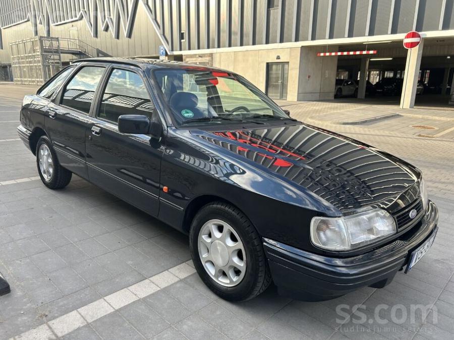 Zils Ford Sierra 1993 Rīga, ar dzinēja tilpumu 2.00 L un nobraukumu 29 tūkst. km par 5500 €, foto 2 vietnē AUTOMOTO.COM.LV