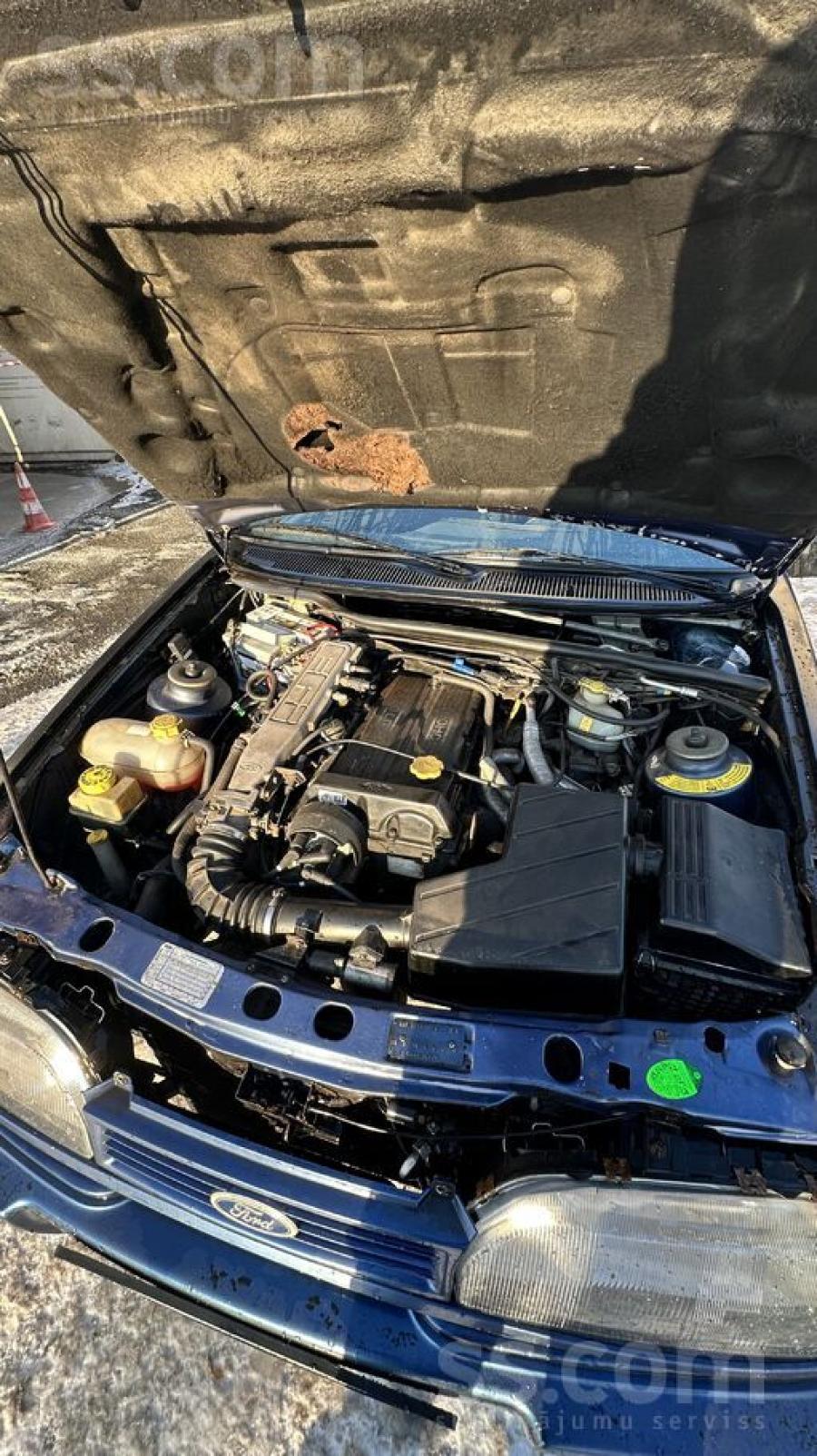 Blue Ford Sierra 1992 in Riga, with an engine capacity of 2.00 L and mileage of 163 thousand km for 2400 €, photo 10 on AUTOMOTO.COM.LV