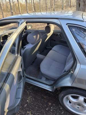 Grey Ford Sierra 1986 in Parnu, with an engine capacity of 2.00 L and mileage of 73 thousand km for 3000 €, photo 9 on AUTOMOTO.COM.LV