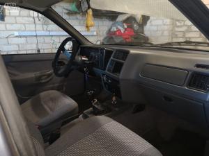 Pelēks Ford Sierra 1989 Viļņa, ar dzinēja tilpumu 2.00 L un nobraukumu 65 tūkst. km par 2500 €, foto 5 vietnē AUTOMOTO.COM.LV