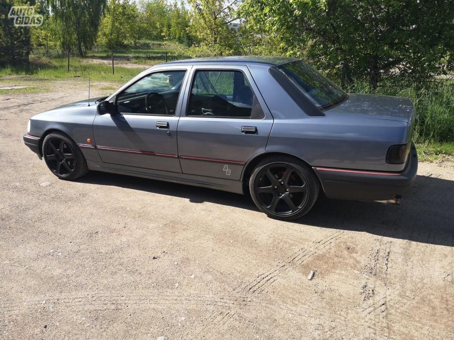 Pelēks Ford Sierra 1989 Viļņa, ar dzinēja tilpumu 2.00 L un nobraukumu 65 tūkst. km par 2500 €, foto 6 vietnē AUTOMOTO.COM.LV