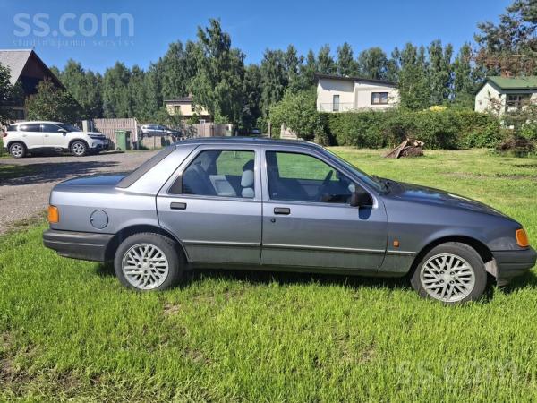 Grey Ford Sierra 1989 in Riga, with an engine capacity of 2.00 L and mileage of 130 thousand km for 4000 €, photo 1 on AUTOMOTO.COM.LV