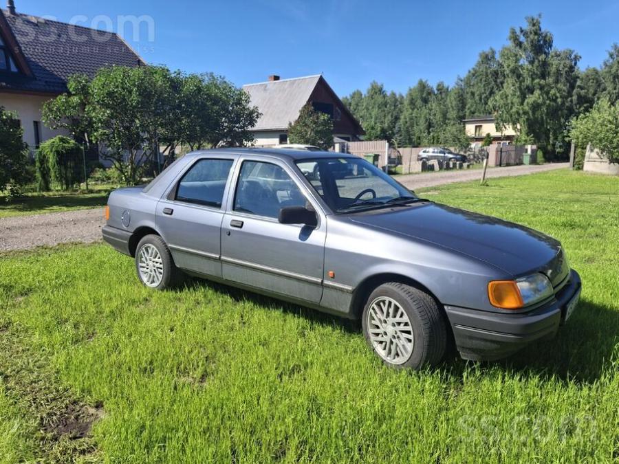Grey Ford Sierra 1989 in Riga, with an engine capacity of 2.00 L and mileage of 130 thousand km for 4000 €, photo 3 on AUTOMOTO.COM.LV