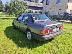 Grey Ford Sierra 1989 in Riga, with an engine capacity of 2.00 L and mileage of 130 thousand km for 4000 €, photo 5 on AUTOMOTO.COM.LV