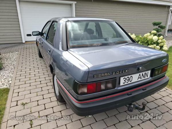 Pelēks Ford Sierra 1989 Tartu, ar dzinēja tilpumu 2.00 L un nobraukumu 64 tūkst. km par 4999 €, foto 4 vietnē AUTOMOTO.COM.LV