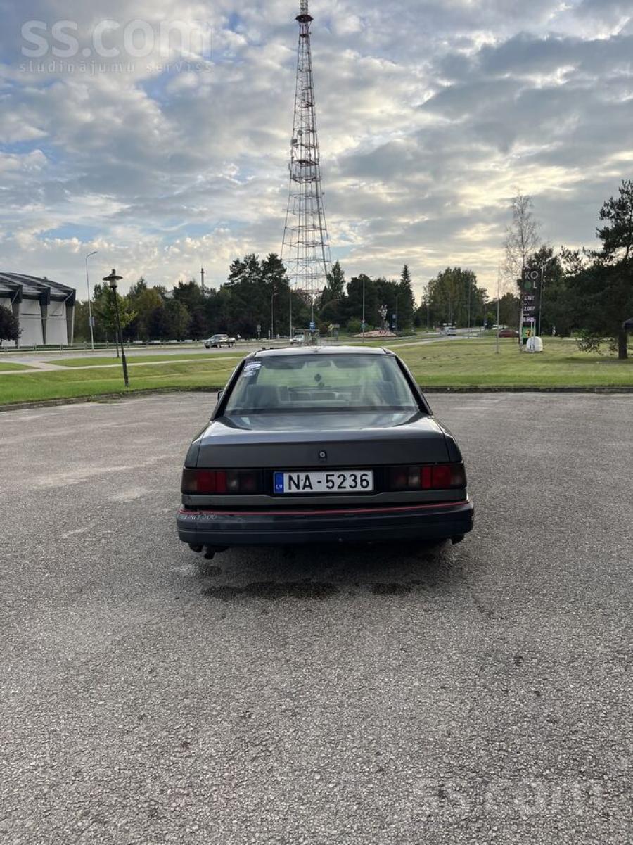 Pelēks Ford Sierra 1991 Valmiera, ar dzinēja tilpumu 2.00 L un nobraukumu 94 tūkst. km par 2700 €, foto 5 vietnē AUTOMOTO.COM.LV