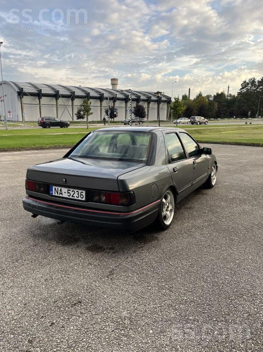 Pelēks Ford Sierra 1991 Valmiera, ar dzinēja tilpumu 2.00 L un nobraukumu 94 tūkst. km par 2700 €, foto 6 vietnē AUTOMOTO.COM.LV