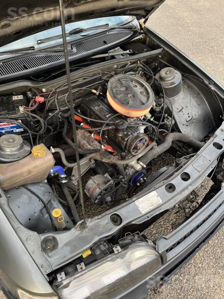 Pelēks Ford Sierra 1991 Valmiera, ar dzinēja tilpumu 2.00 L un nobraukumu 94 tūkst. km par 2700 €, foto 12 vietnē AUTOMOTO.COM.LV