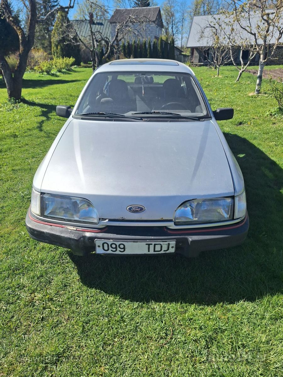 Pelēks Ford Sierra 1987 Pērnava, ar dzinēja tilpumu 2.00 L un nobraukumu 22 tūkst. km par 800 €, foto 3 vietnē AUTOMOTO.COM.LV