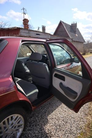 Red Ford Sierra 1991 in Valga, with an engine capacity of 2.50 L and mileage of 0 thousand km for 5000 €, photo 12 on AUTOMOTO.COM.LV