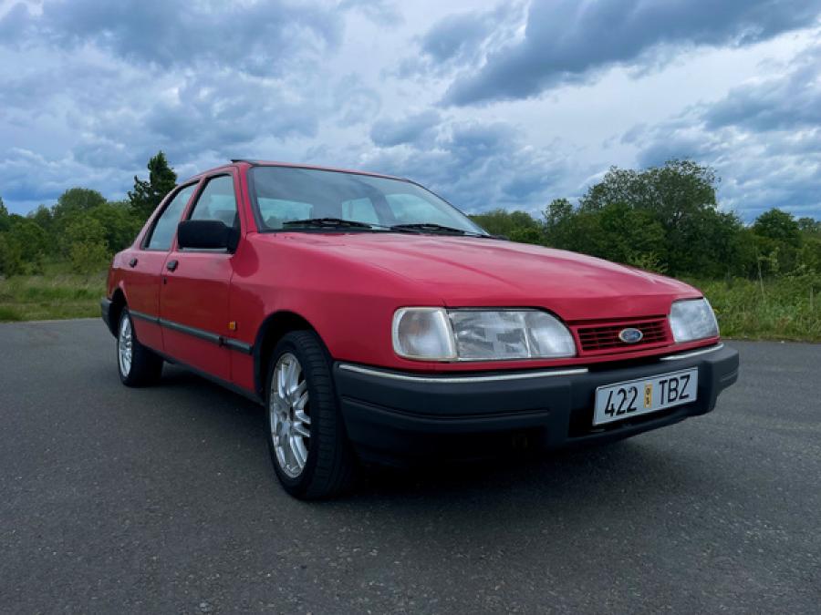 Red Ford Sierra 1991 in Tallinn, with an engine capacity of 2.00 L and mileage of 102 thousand km for 4000 €, photo 1 on AUTOMOTO.COM.LV