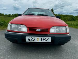 Red Ford Sierra 1991 in Tallinn, with an engine capacity of 2.00 L and mileage of 102 thousand km for 4000 €, photo 3 on AUTOMOTO.COM.LV