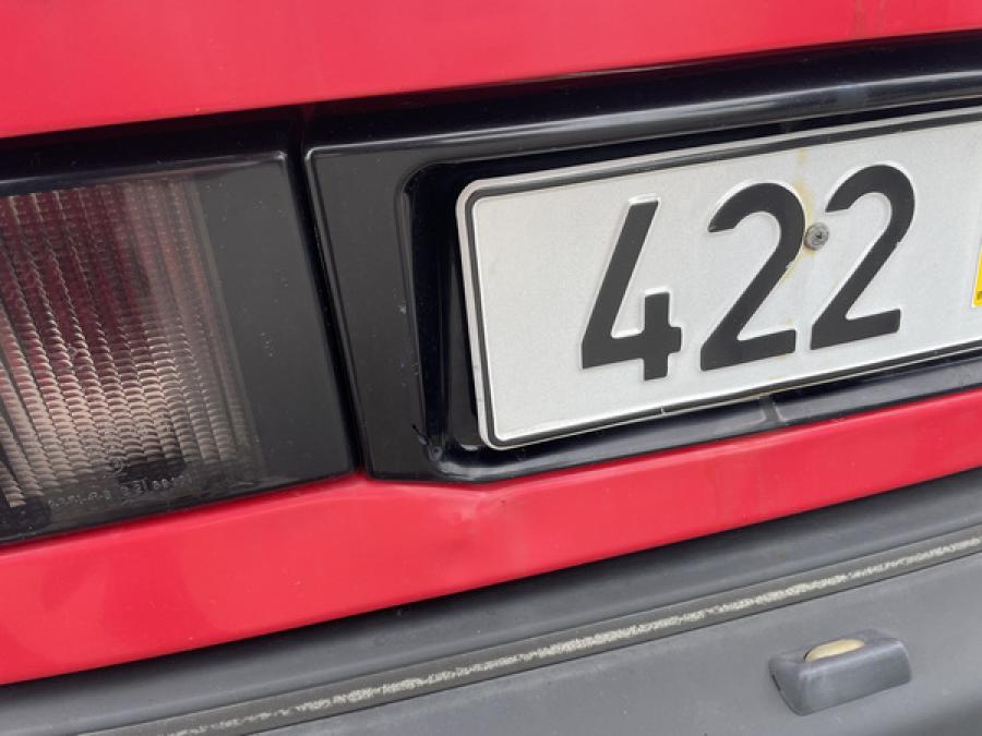 Red Ford Sierra 1991 in Tallinn, with an engine capacity of 2.00 L and mileage of 102 thousand km for 4000 €, photo 7 on AUTOMOTO.COM.LV