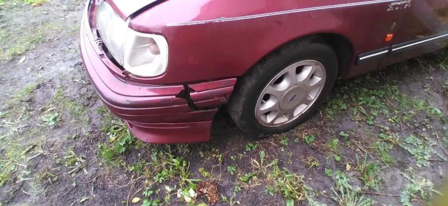 Red Ford Sierra 1992 in Daugavpils, with an engine capacity of 2.00 L and mileage of 89 thousand km for 750 €, photo 15 on AUTOMOTO.COM.LV