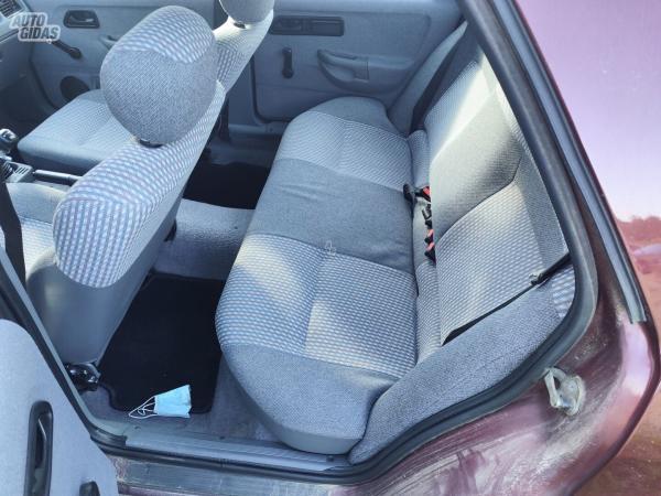 Ford Sierra 1989 Viļņa, ar dzinēja tilpumu 1.60 L un nobraukumu 43 tūkst. km par 1250 €, foto 6 vietnē AUTOMOTO.COM.LV