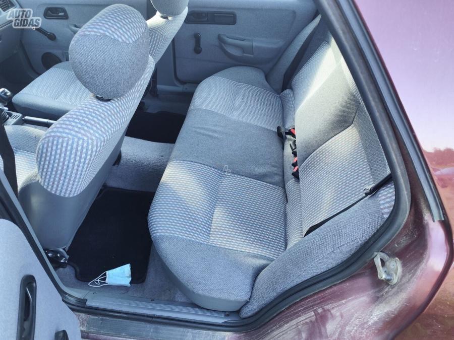 Ford Sierra 1989 Viļņa, ar dzinēja tilpumu 1.60 L un nobraukumu 43 tūkst. km par 1250 €, foto 6 vietnē AUTOMOTO.COM.LV