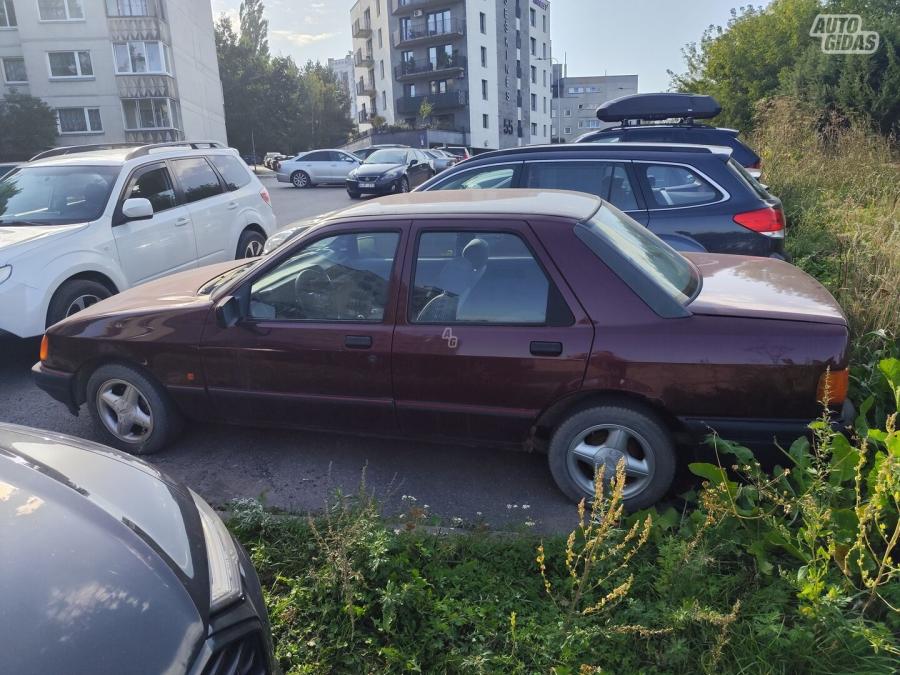 Ford Sierra 1989 Viļņa, ar dzinēja tilpumu 1.60 L un nobraukumu 43 tūkst. km par 1250 €, foto 7 vietnē AUTOMOTO.COM.LV