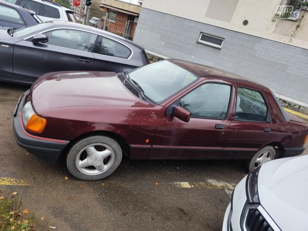 Ford Sierra 1989 Viļņa, ar dzinēja tilpumu 1.60 L un nobraukumu 143 tūkst. km par 780 €, foto 1 vietnē AUTOMOTO.COM.LV