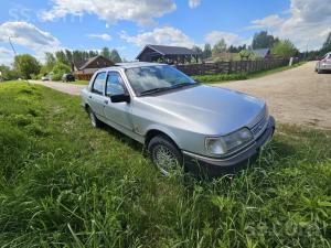Ford Sierra 1991 in Jelgava, with an engine capacity of 2.00 L and mileage of 250 thousand km for 1950 €, photo 7 on AUTOMOTO.COM.LV