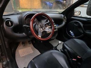 Melns Ford Streetka 2003 Viļņa, ar dzinēja tilpumu 1.60 L un nobraukumu 145 tūkst. km par 2900 €, foto 4 vietnē AUTOMOTO.COM.LV