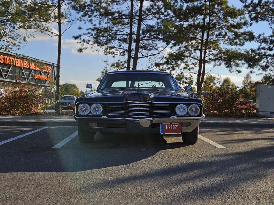 Black Ford Thunderbird 1971 in Vilnius, with an engine capacity of 7.03 L and mileage of 105 thousand km for 15000 €, photo 7 on AUTOMOTO.COM.LV