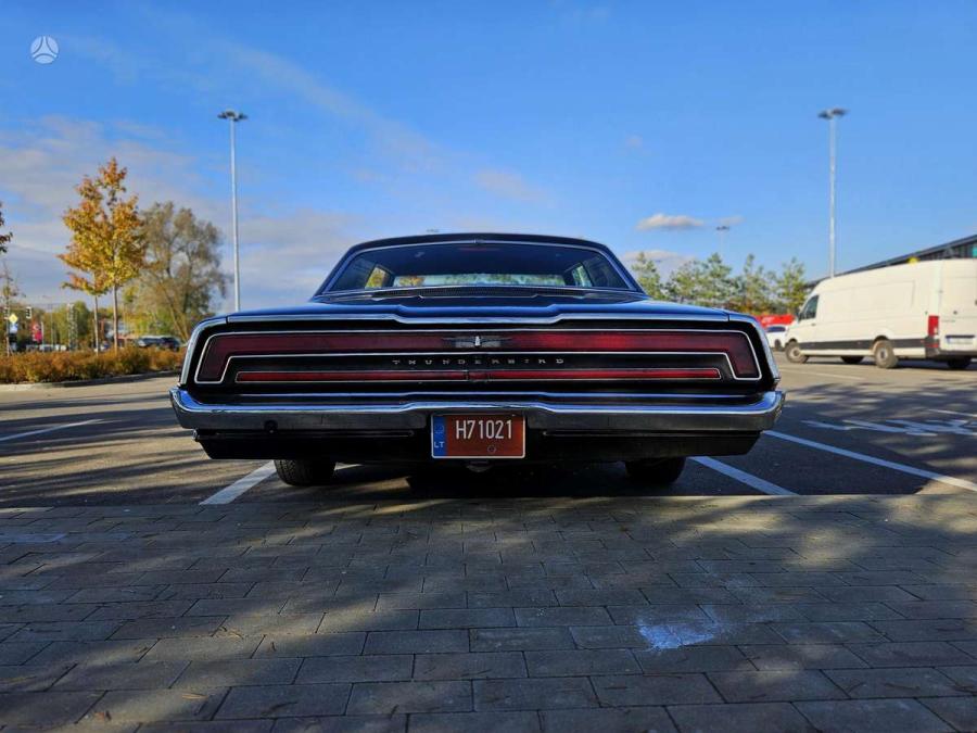Black Ford Thunderbird 1971 in Vilnius, with an engine capacity of 7.03 L and mileage of 105 thousand km for 15000 €, photo 10 on AUTOMOTO.COM.LV