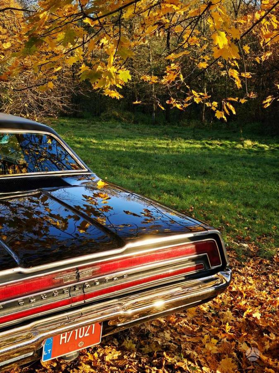 Black Ford Thunderbird 1971 in Vilnius, with an engine capacity of 7.03 L and mileage of 105 thousand km for 15000 €, photo 26 on AUTOMOTO.COM.LV