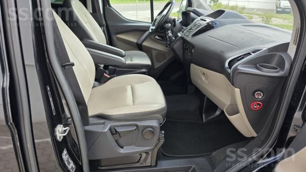 Black Ford Tourneo 2013 in Riga, with an engine capacity of 2.20 L and mileage of 218 thousand km for 12900 €, photo 9 on AUTOMOTO.COM.LV