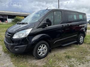 Melns Ford Tourneo 2013 Jelgava, ar dzinēja tilpumu 2.20 L un nobraukumu 220 tūkst. km par 12900 €, foto  vietnē AUTOMOTO.COM.LV
