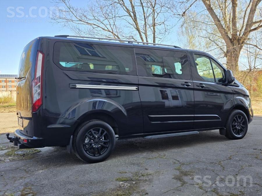 Melns Ford Tourneo 2014 Daugavpils, ar dzinēja tilpumu 2.20 L un nobraukumu 179 tūkst. km par 19970 €, foto 7 vietnē AUTOMOTO.COM.LV