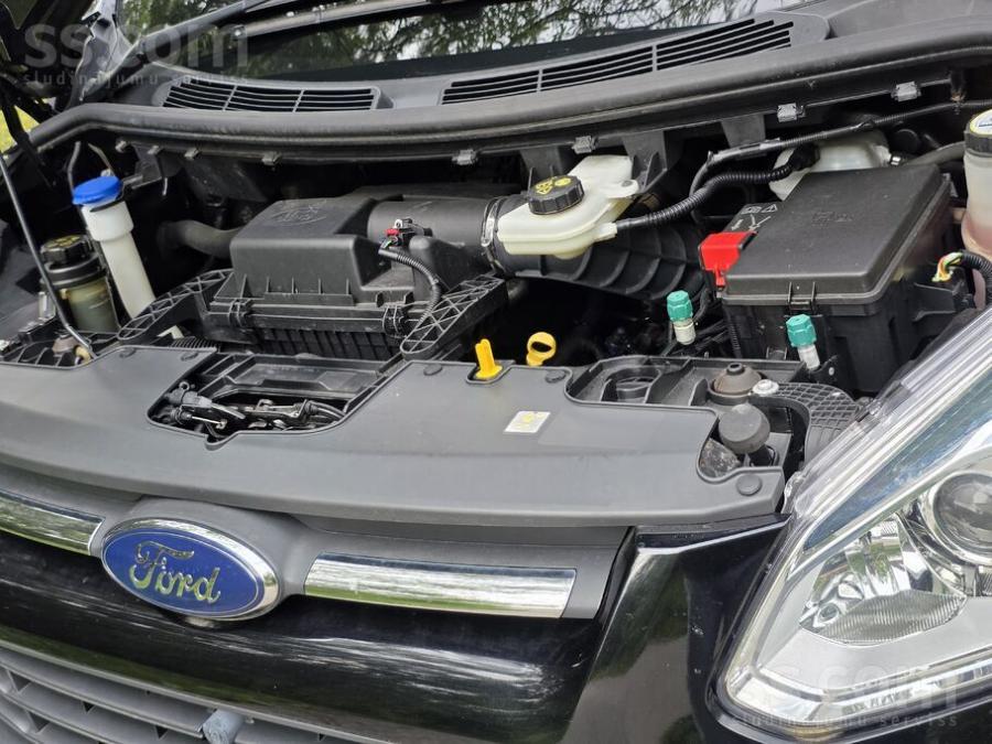 Melns Ford Tourneo 2014 Daugavpils, ar dzinēja tilpumu 2.20 L un nobraukumu 179 tūkst. km par 19970 €, foto 8 vietnē AUTOMOTO.COM.LV